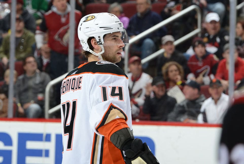 Anaheim Ducks Sign Adam Henrique to Contract Extension