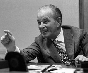 50 Years Ago in Hockey: Habs, Hawks Draw First Blood