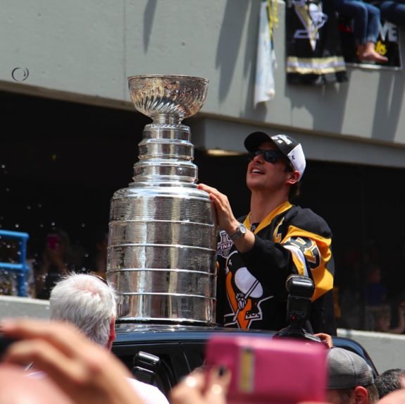 7 Cool Things About Sidney Crosby - The Hockey Writers - Pittsburgh ...