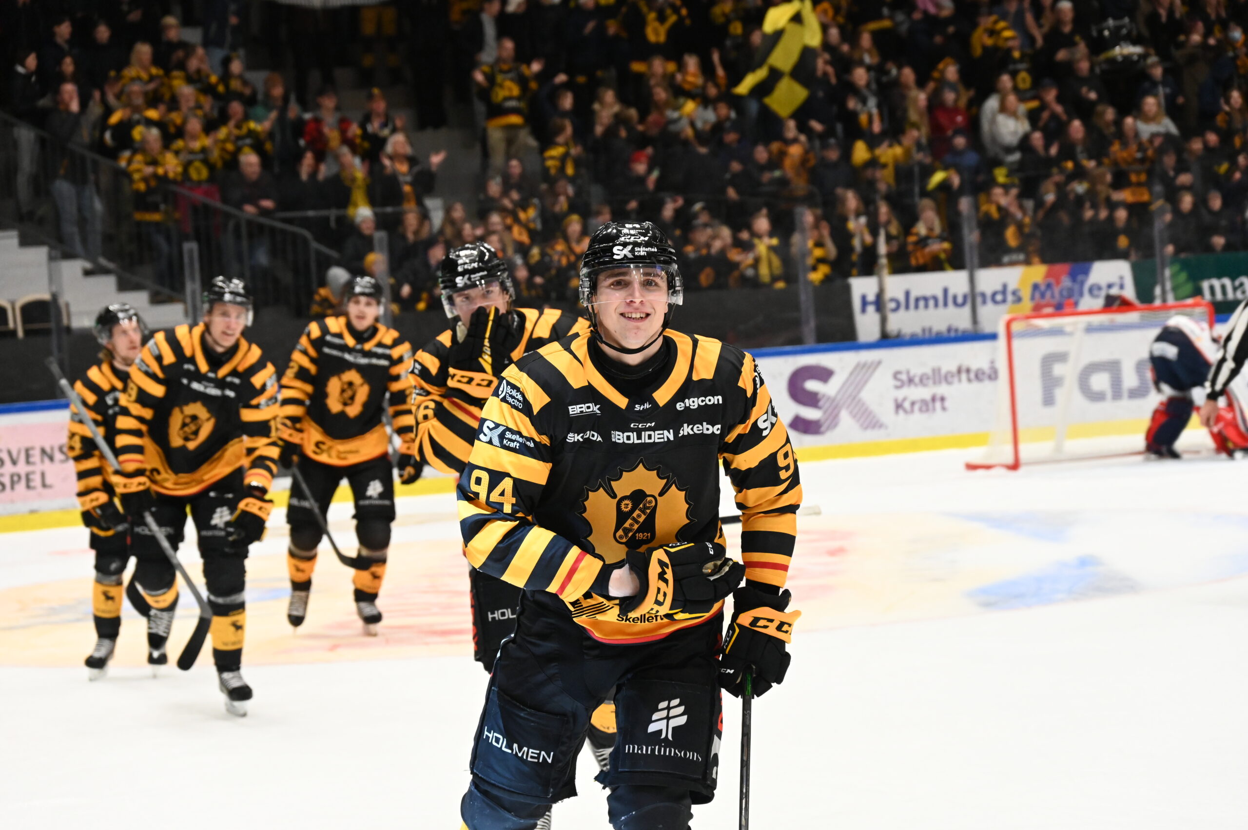 Linus Karlsson - The Hockey Writers