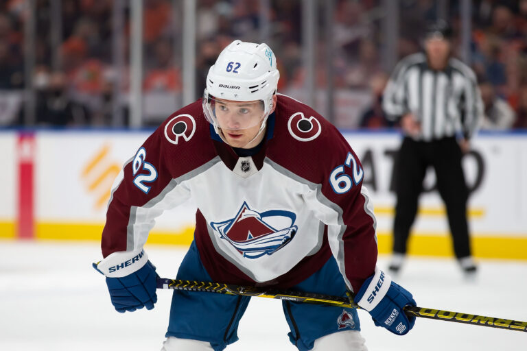 MacKinnon Scores Twice as Avalanche Beat Stars 5-1 in Game 1 - The ...
