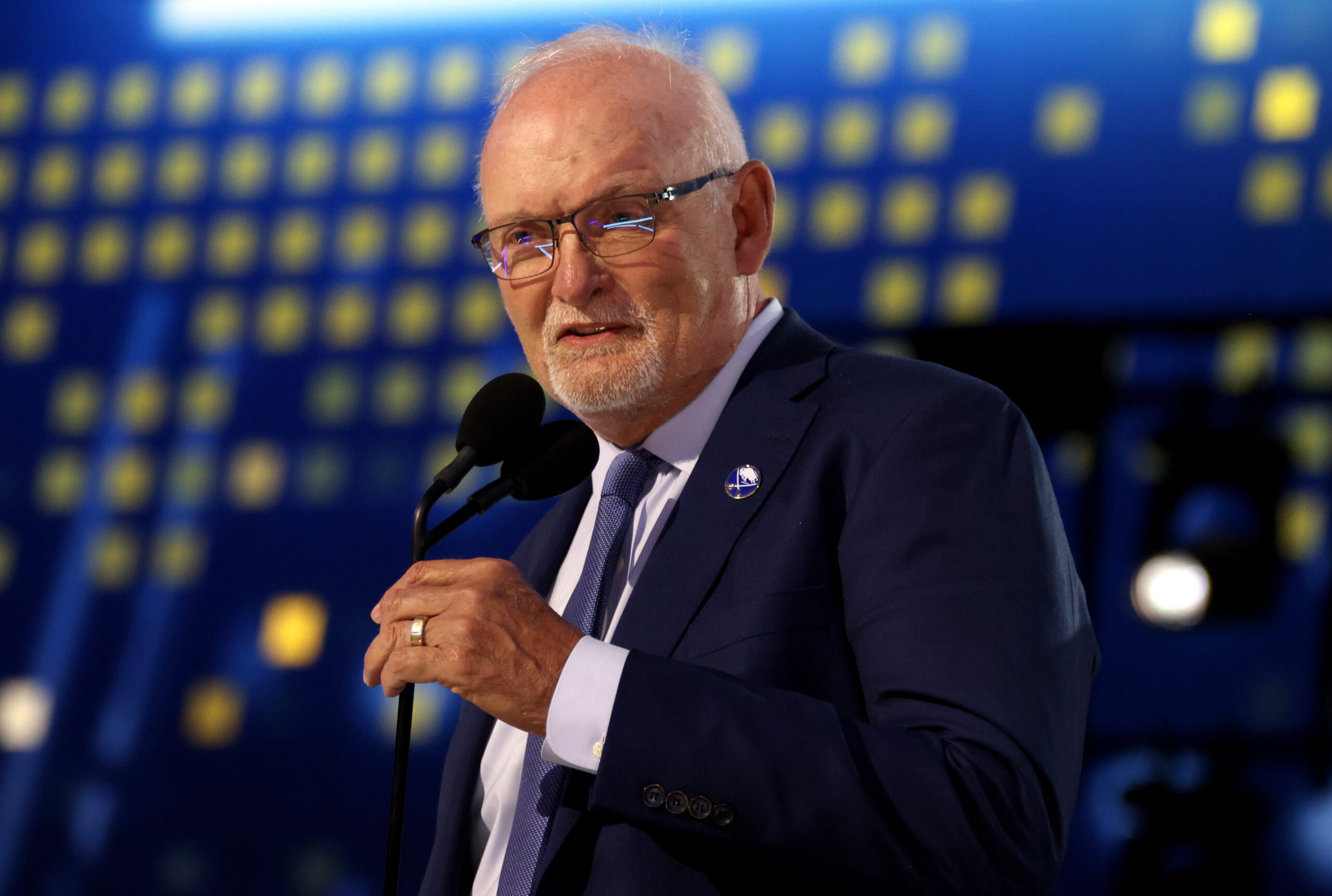 Lindy Ruff: Bio, Stats, News & More - The Hockey Writers