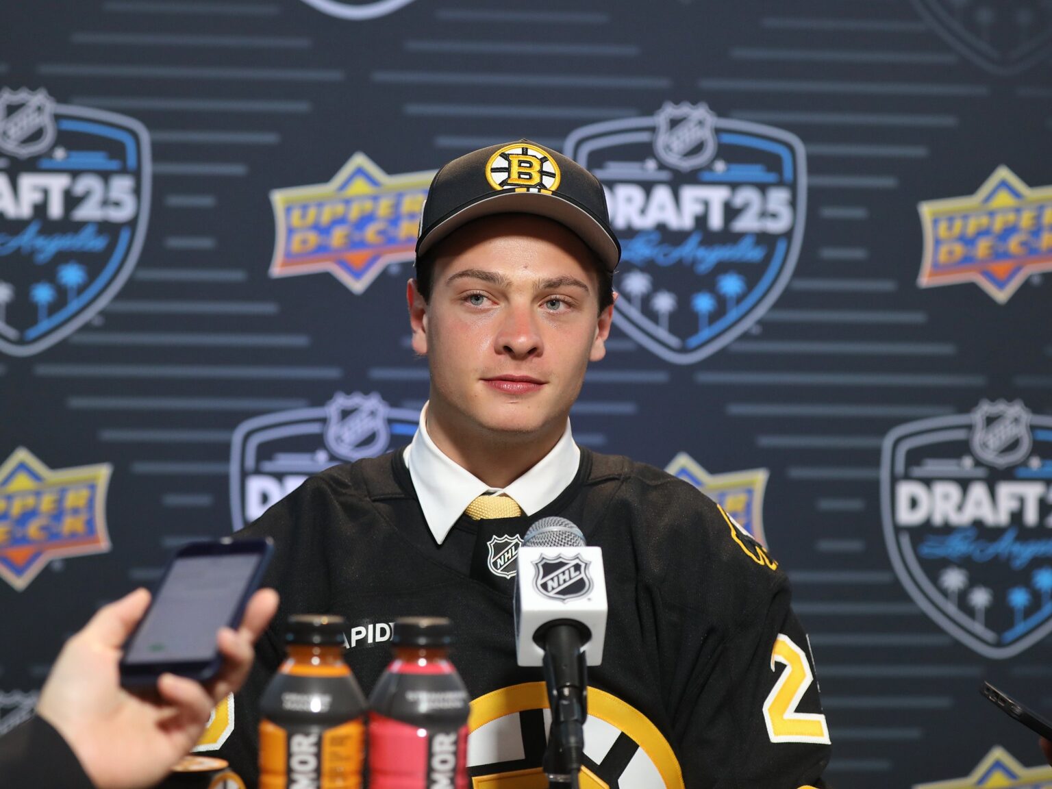 Boston Bruins Week Ahead: Backing Into the Dance & James Hagens Arrives ...