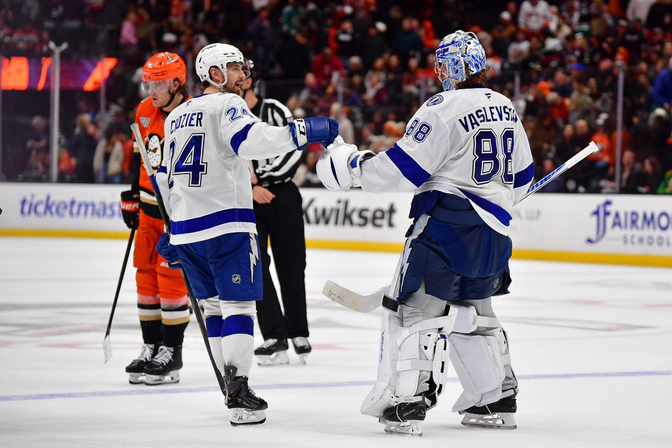 Lightning Week Ahead: Schedule & Storylines - Stadium Series, Roster ...