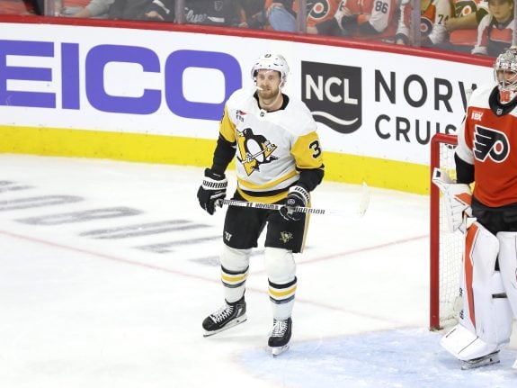 Top 40 2026 NHL Unrestricted Free Agents - The Hockey Writers - Free ...